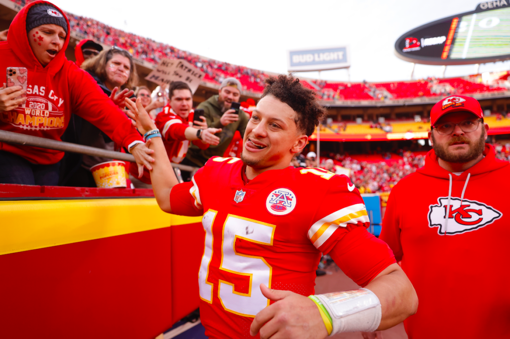 Patrick Mahomes Joins Rarefied Air | Becomes Third QB With Multiple ...